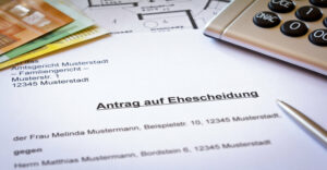 Scheidungsantrag: Zeitpunkt, Inhalt, Anwaltszwang, Rücknahme – FAQ vom ...